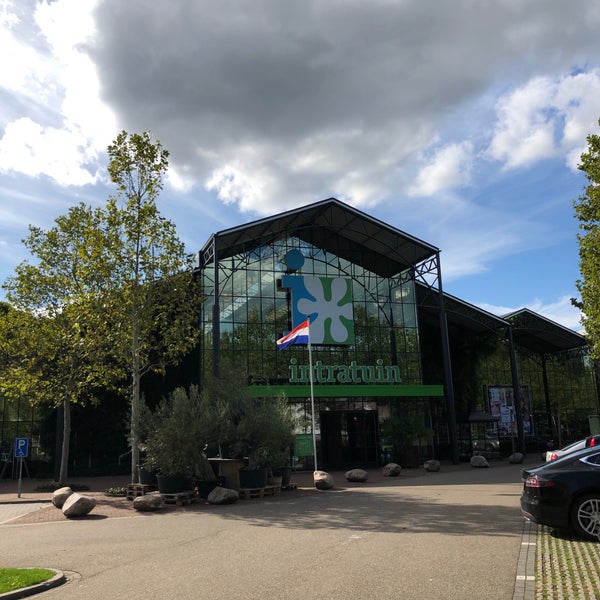 Intratuin Elst - Garden Center in Elst