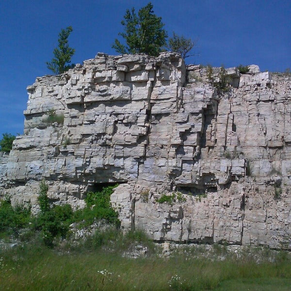 Olde Stone Quarry County Park - 4879 Bay Shore Dr