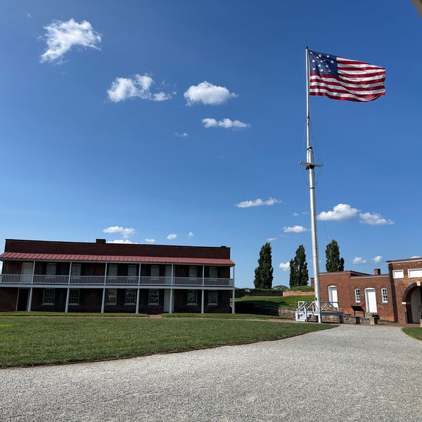 Fort McHenry National Monument and Historic Shrine - Historic and ...