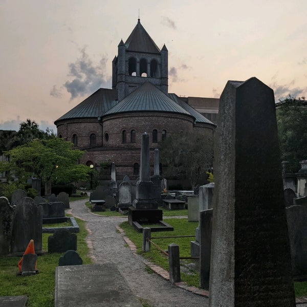 Circular Congregational Church - French Quarter - 6 tips