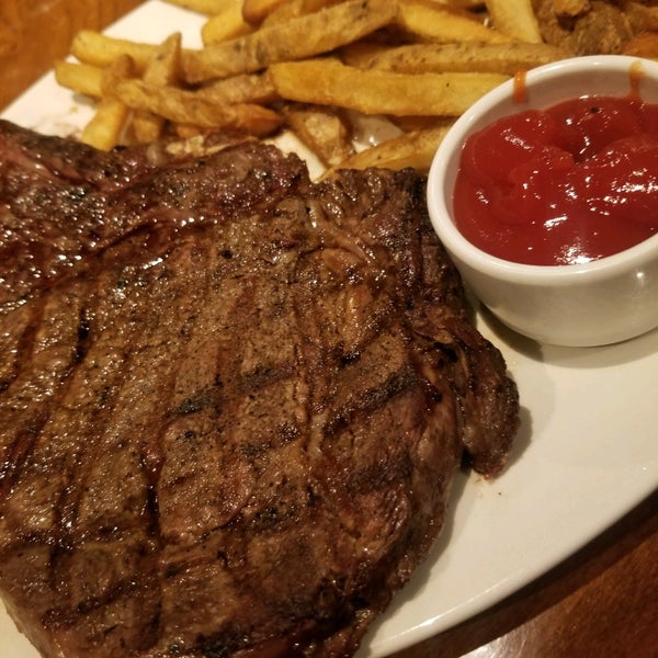Outback Steakhouse - 38 tips