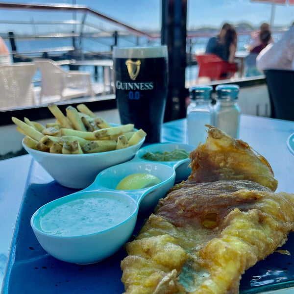 Titanic Bar & Grill - 20 Casement Sq