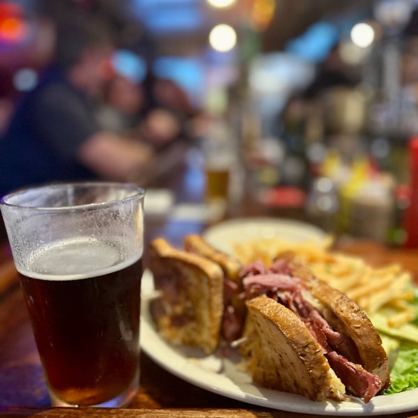 Patterson's Pub - Pub