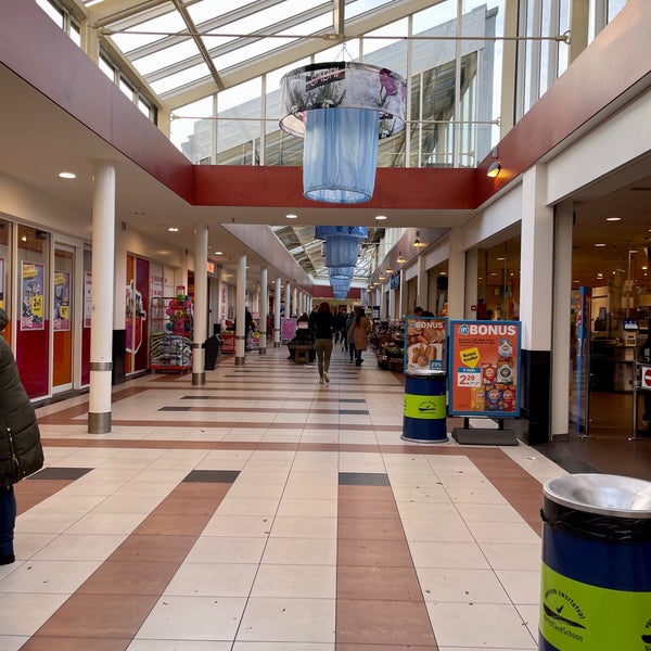 Winkelcentrum 't Paradijs - Hoofddorp - Muiderbos