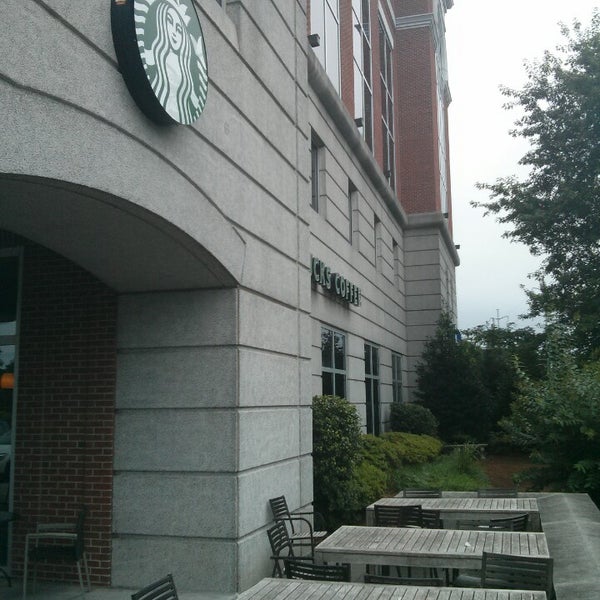 Photos at Starbucks - Ardmore - 16 tips