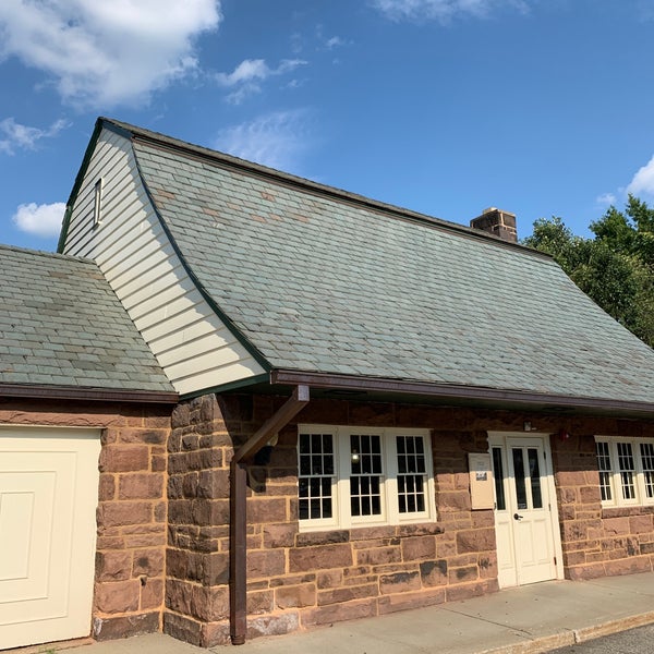 NJT - Radburn Station (MBPJ) - 6 tips from 923 visitors