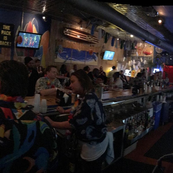 Clark St. Beach Bar (Now Closed) - Bar in Chicago