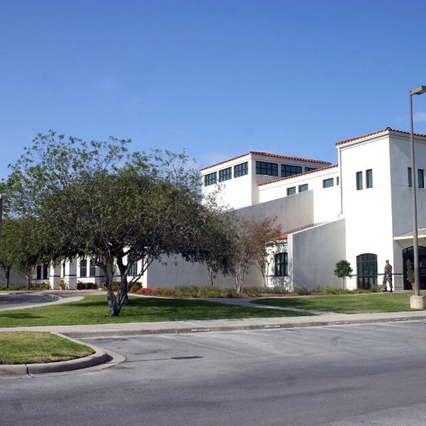 Randolph AFB Enlisted Club - Lounge in Universal City