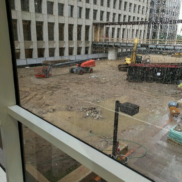 Photos at One Allen Center - 500 Dallas St