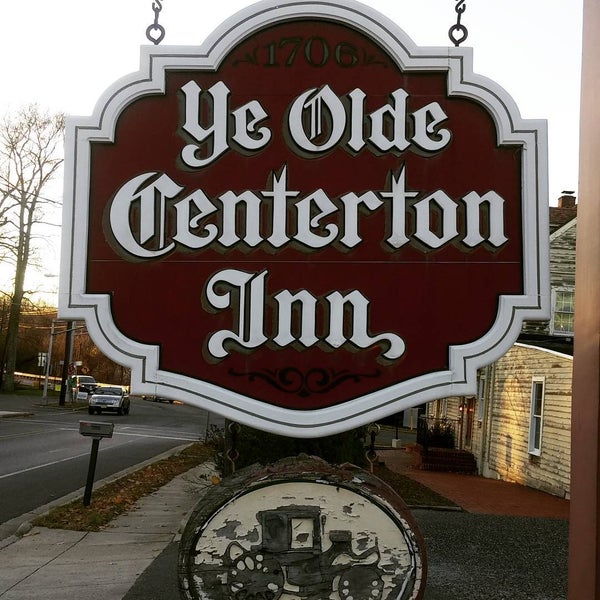 Ye Olde Centerton Inn - 1136 Almond Rd