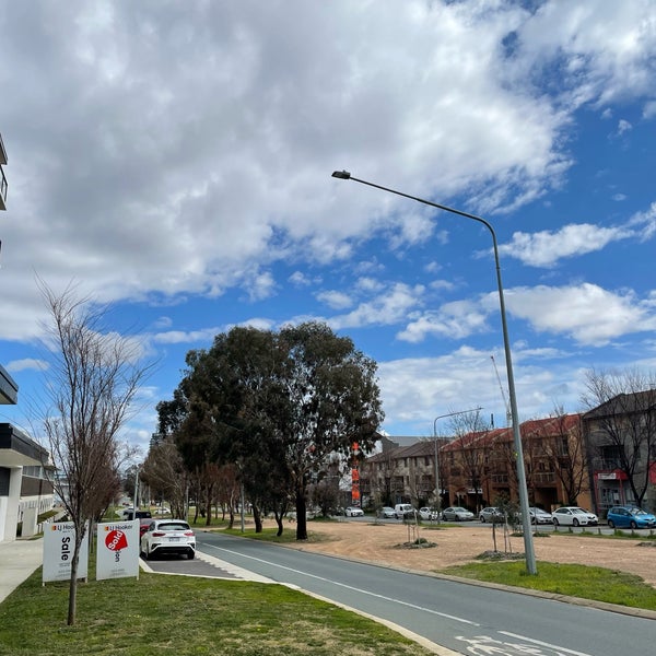 Gungahlin - Neighborhood in Canberra