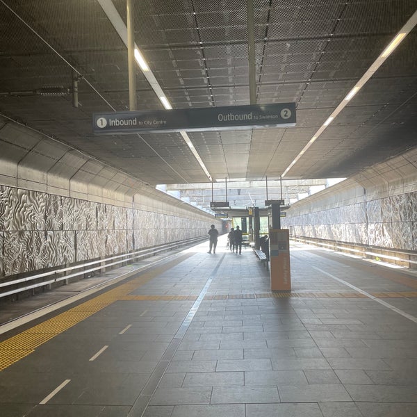 New Lynn Train Station - 4 tips