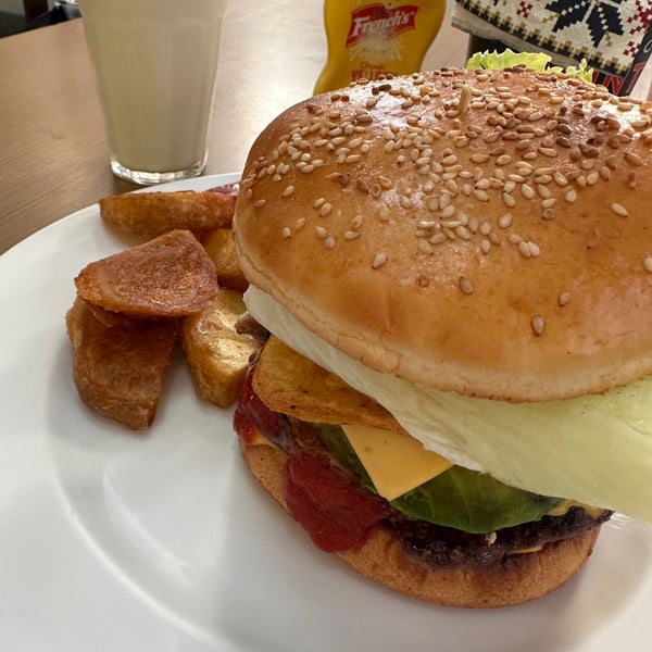 Baker Bounce - Burger Joint