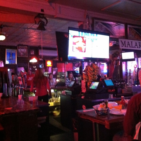 Detroiter Bar/Malaka's - Bar in Detroit