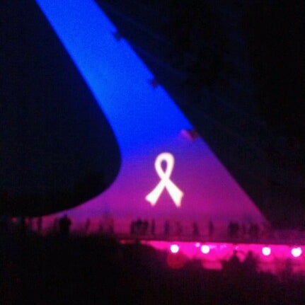 Sundial Bridge Pink
