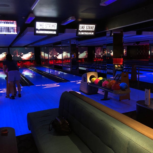 Strike Bowling Bar - 122 Lang Rd