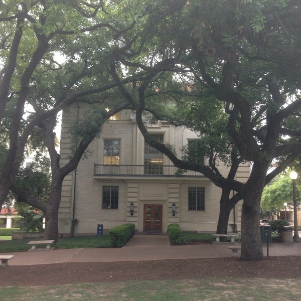 Parlin Hall (PAR) - University of Texas-Austin - 3 tips