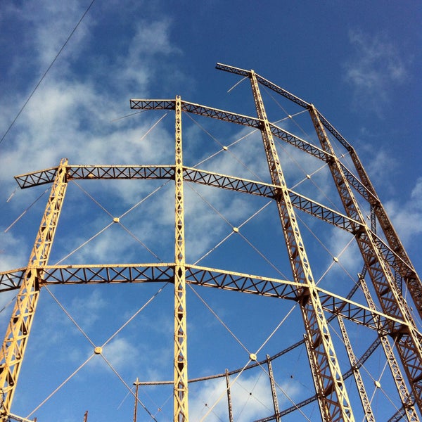 Tottenham (Leeside Road) Gasholder - Structure in Tottenham