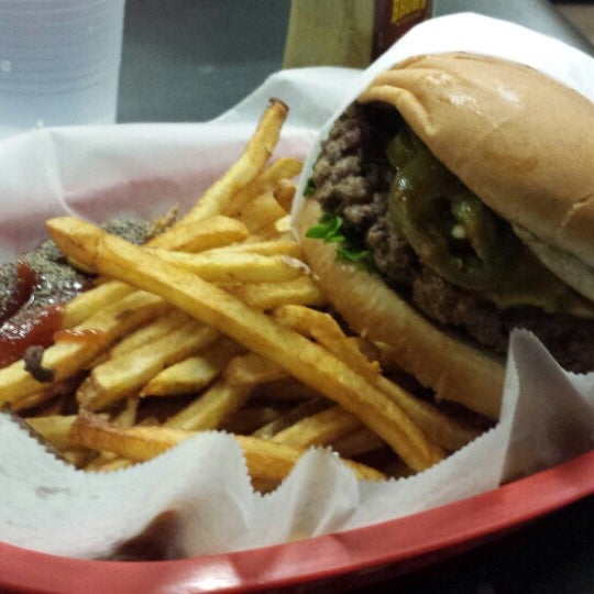 HideOut Burgers - 13 tips