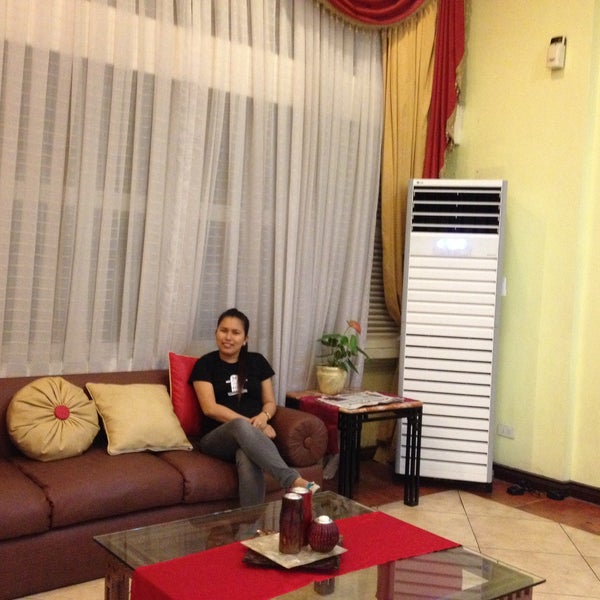 Coco Bango Cafe - Asian Restaurant in Intramuros