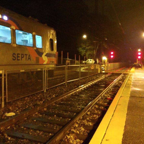SEPTA Elwyn Station - Rail Station in Media