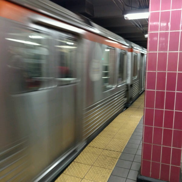 Photos at SEPTA BSL Snyder Station - Metro Station in Philadelphia