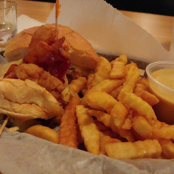 Tom Fischer's Tavern - Haddon Township, NJ