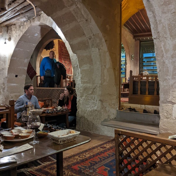 Dibek Cafe & Restaurant - Restaurant