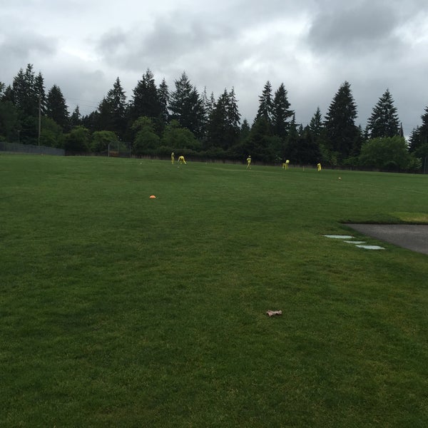 Photos at Robinswood Park - Park in Bellevue