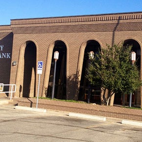 Happy State Bank - 13 visitors