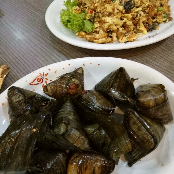 Photos at Nana Thai Restaurant - Thai Restaurant in Orchard Road