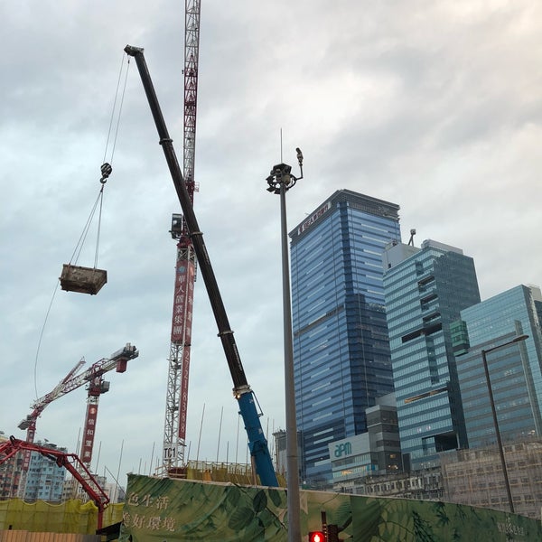 BEA Tower - Structure