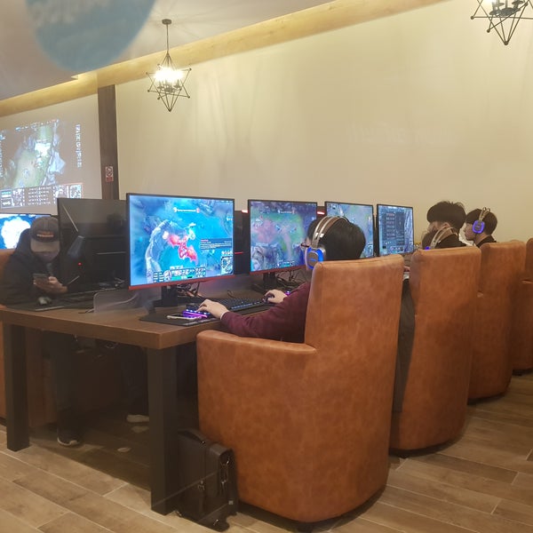 Wanyoo Esports Studio - Gaming Cafe in Leicester Square