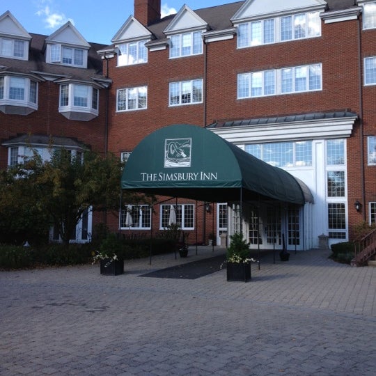 The Simsbury Inn - 9 tips from 694 visitors