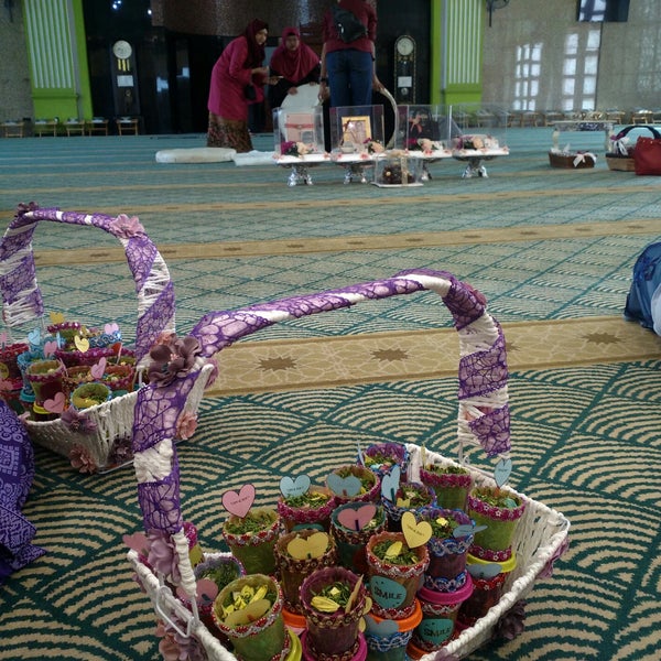 Assyakirin Mosque - Mosque in Jurong West