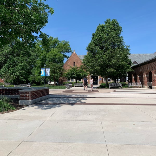 Oakwood High School - High School in Oakwood