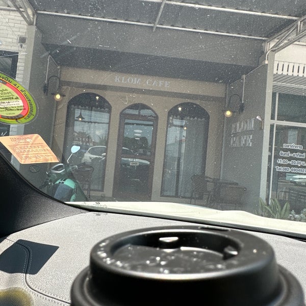 Klom Café (กลมคาเฟ่) - 4 tips from 91 visitors