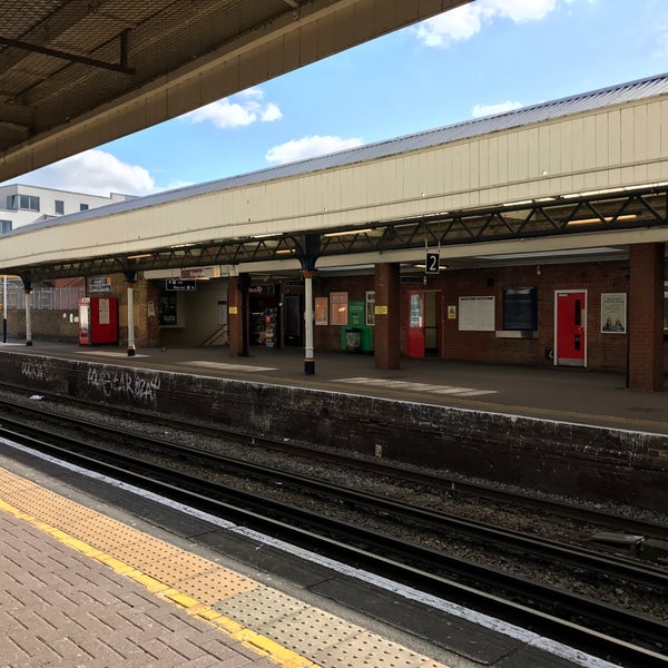 Photos at Kingston Railway Station (KNG) - 19 tips