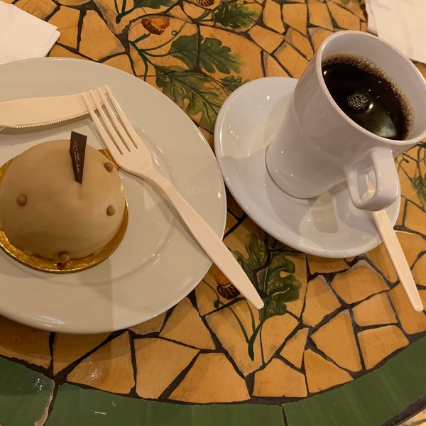 Cocola Bakery - Bakery