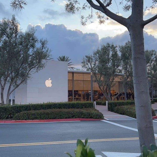 Apple Irvine Spectrum Center - Irvine Center - Irvine, CA