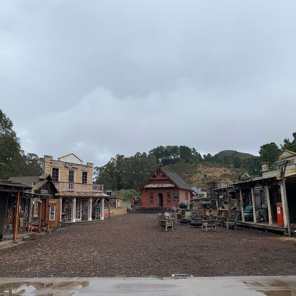 Long Branch Saloon And Farm - 2 tips from 287 visitors