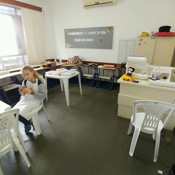 Centro de Ensino Guroo - High School in Florianópolis