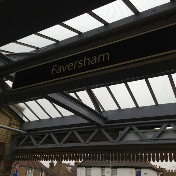 Faversham Railway Station (FAV) - Train Station in Faversham