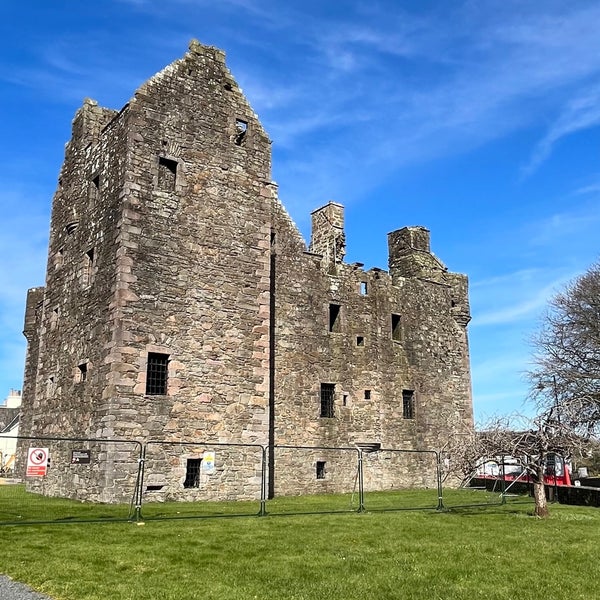 MacLellan's Castle - Historic and Protected Site