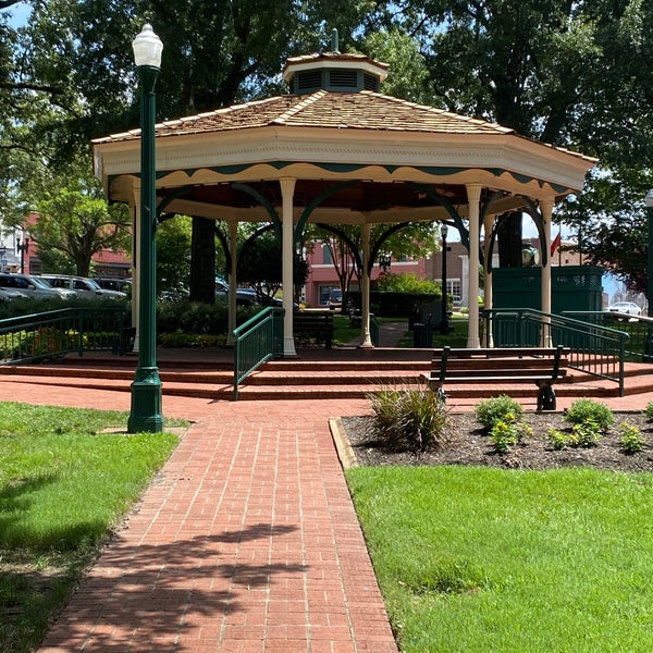 Photos at Collierville Town Square Park - Park