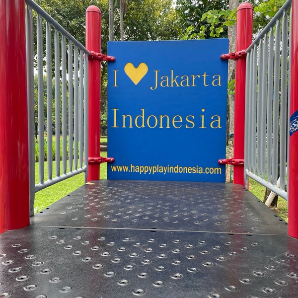 Taman Menteng - Park in Jakarta Pusat