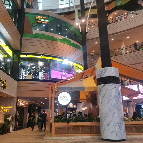 Mal Kelapa Gading 5 - Shopping Mall in Jakarta Utara