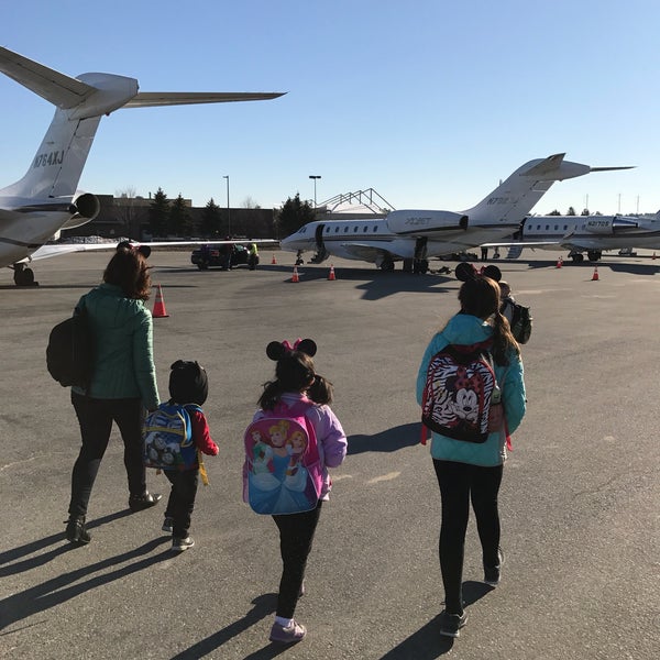 Signature Flight Support - Bedford, MA