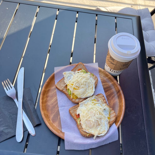 Uki Cafe - Café in Astoria