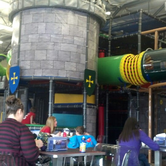 Dizzy's Castle Indoor Play Centre - 6 tips from 143 visitors